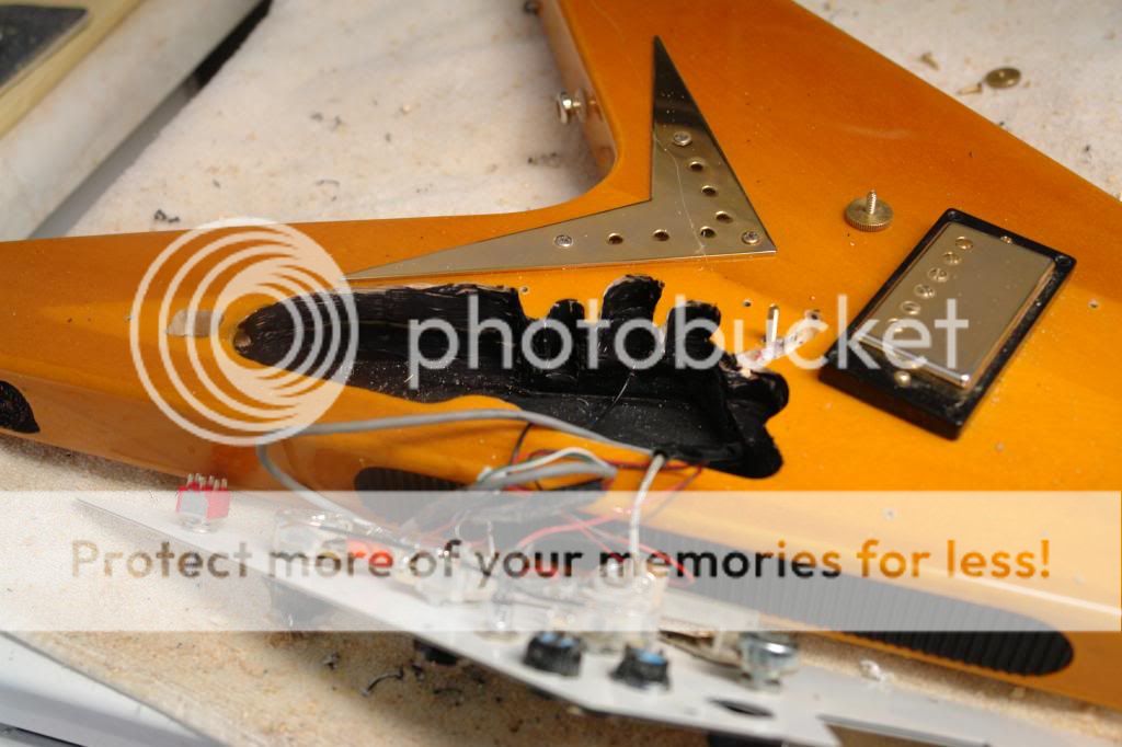 ROLAND - Internal GK-KIT-GT3 Installation questions - Page 12